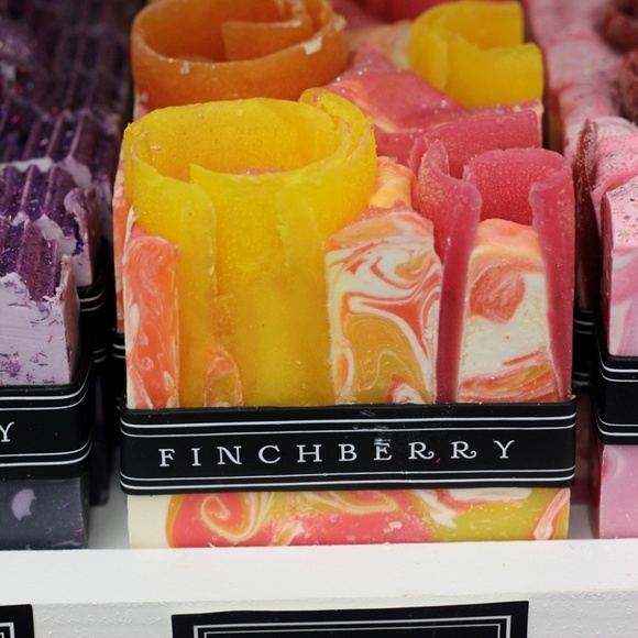 Finchberry | Bath | Finchberry Main Squeeze Single Bar Soap | Poshmark